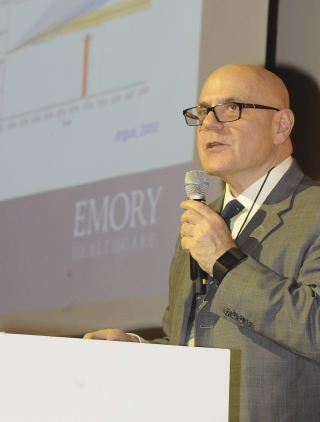 시간과 공간을 뛰어 넘는 의료 서비스 제공을 위한 eICU